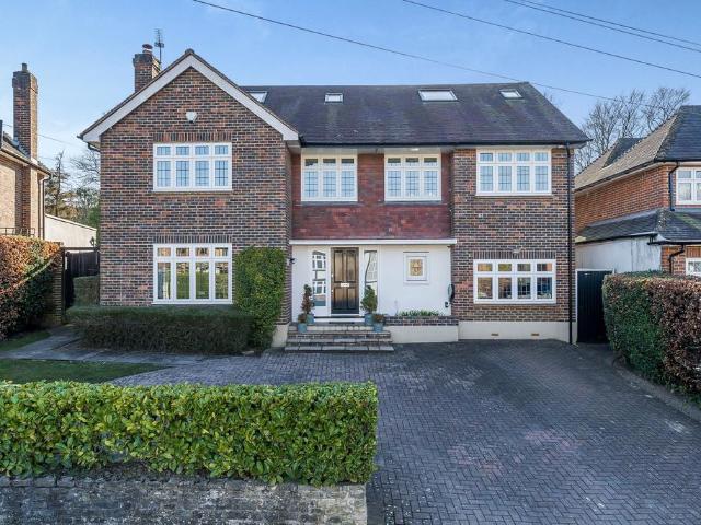 7 bedroom detached house for sale