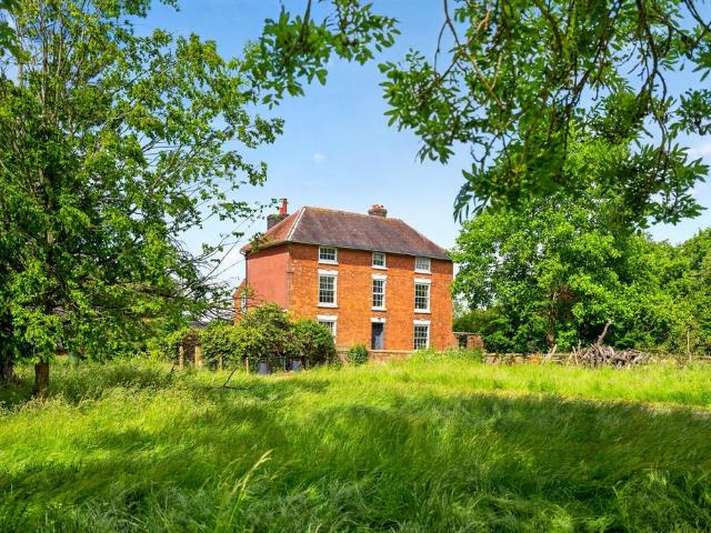 7 bedroom detached house for sale
