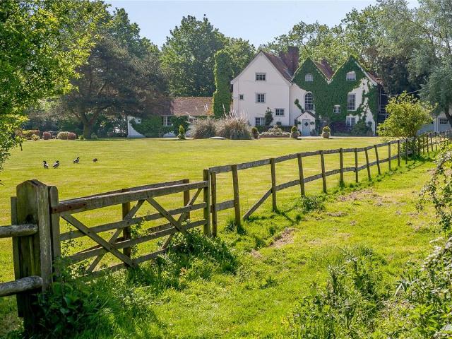 7 bedroom detached house for sale