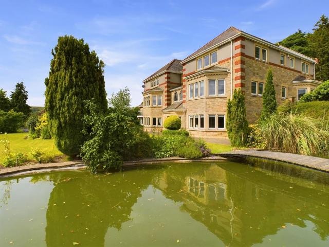 7 bedroom detached house for sale