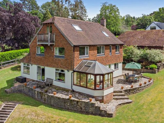7 bedroom detached house for sale