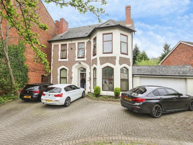7 bedroom detached house for sale