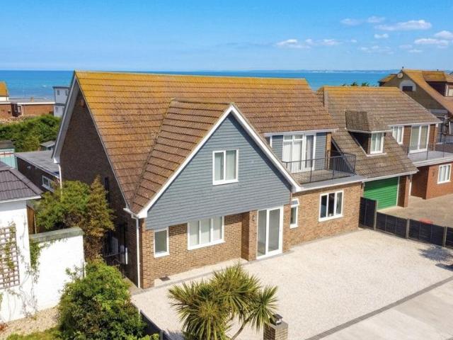 7 bedroom detached house for sale