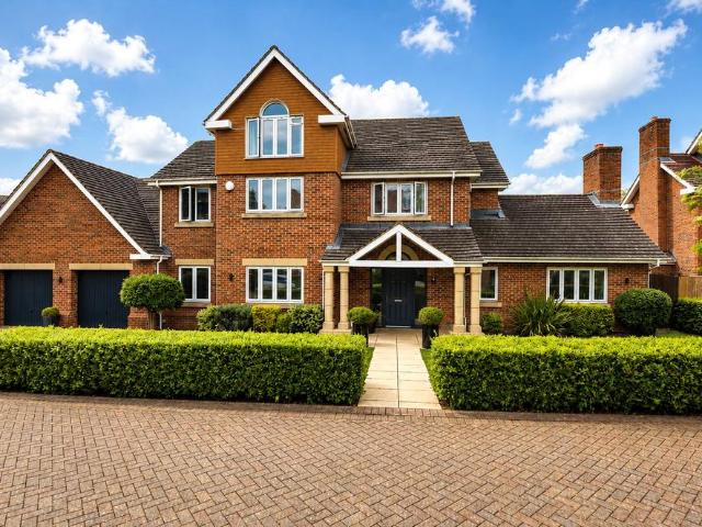 7 bedroom detached house for sale