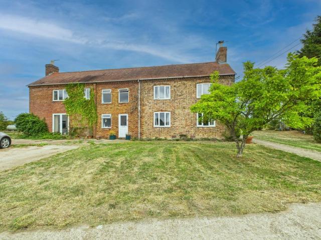 7 bedroom detached house for sale