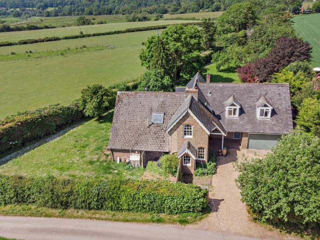7 bedroom detached house for sale