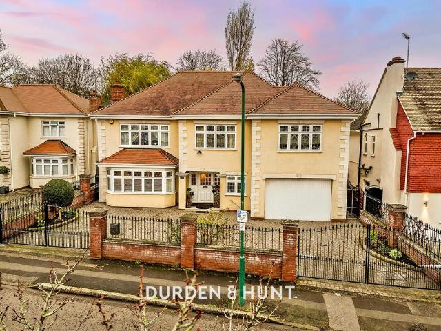 7 bedroom detached house for sale