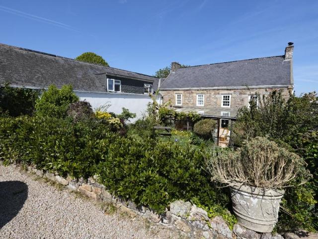 7 bedroom detached house for sale