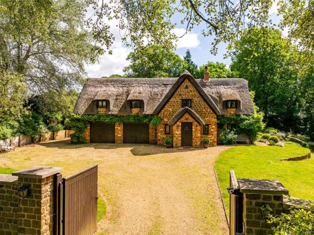 7 bedroom detached house for sale