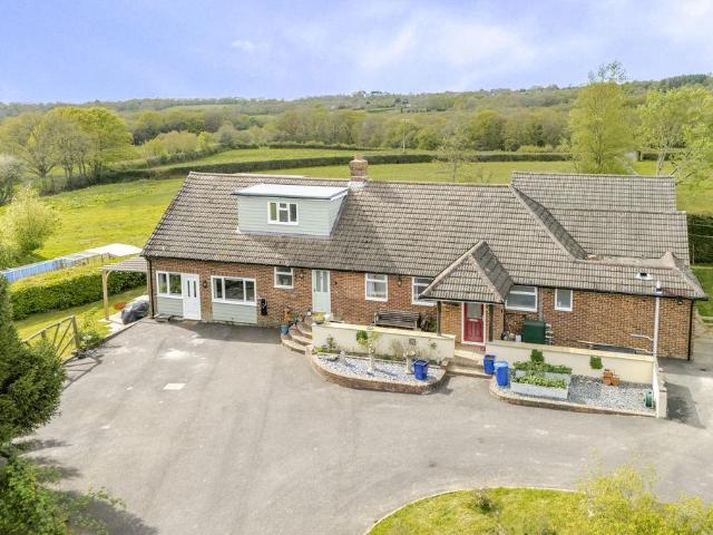 7 bedroom detached house for sale