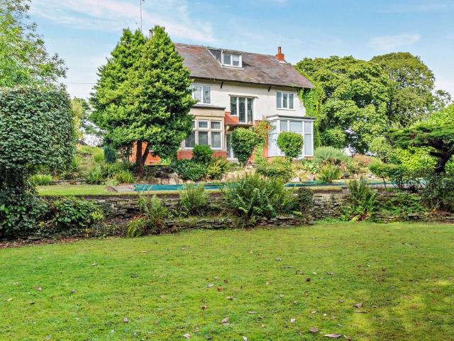7 bedroom detached house for sale