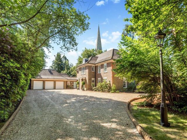 7 bedroom detached house for sale