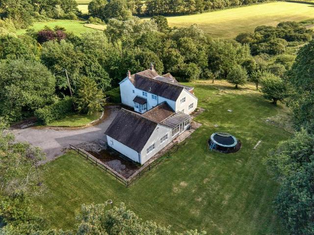 7 bedroom detached house for sale