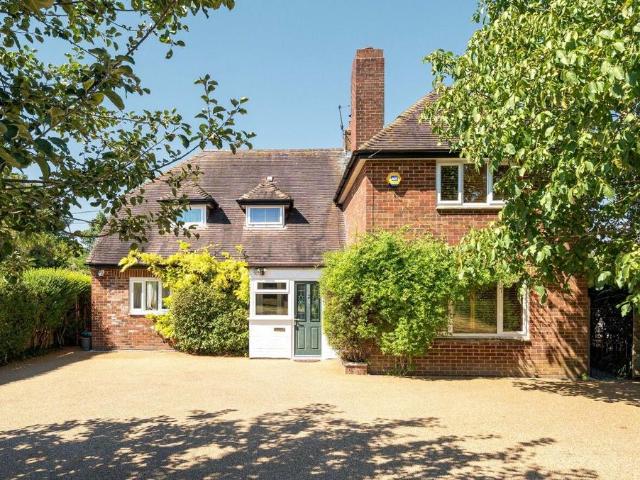 7 bedroom detached house for sale