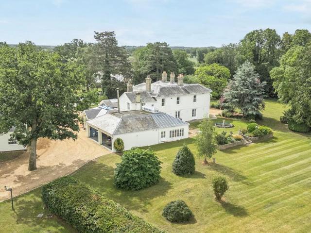 7 bedroom detached house for sale