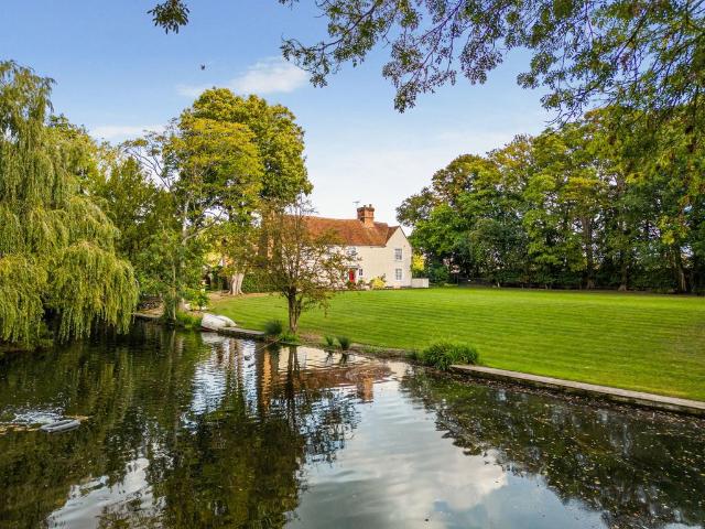 7 bedroom detached house for sale