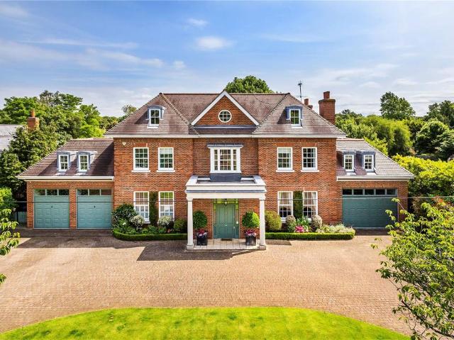 7 bedroom detached house for sale