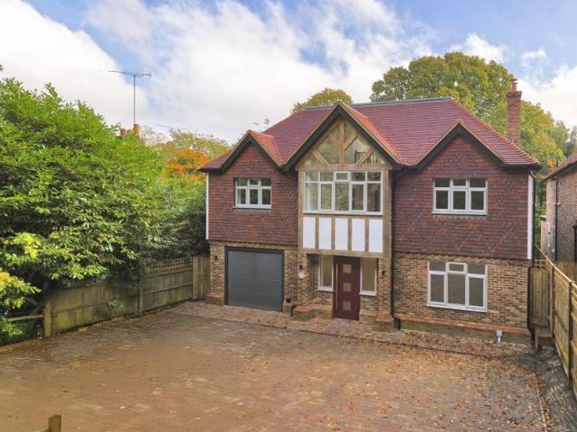 7 bedroom detached house for sale
