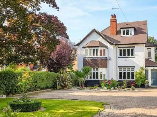 7 bedroom detached house for sale in Cornwall Road Harrogate North Yorkshire HG1