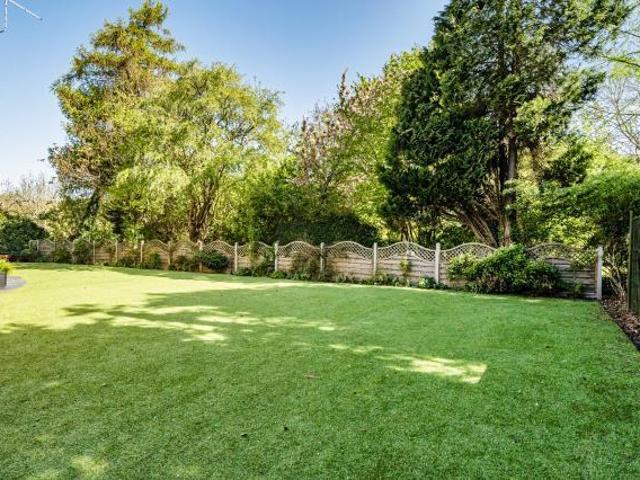 7 bedroom detached house for sale in Cumnor Hill, Oxford, OX2