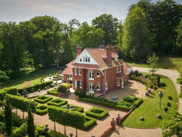 7 Bedroom Detached House For Sale In Alton, Hampshire