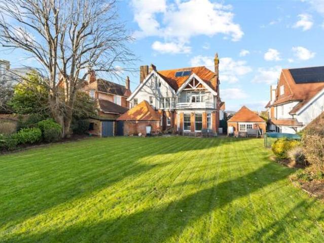 7 bedroom detached house for sale in Ashburnham Road, Eastbourne, BN21