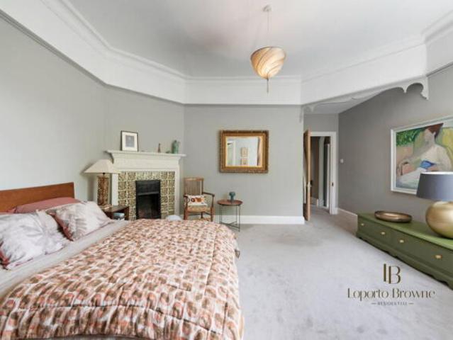 7 bedroom detached house for sale in Blenheim Gardens, NW2