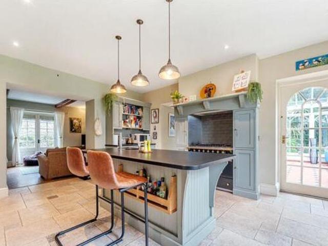 7 Bedroom Detached House For Sale In Bristol