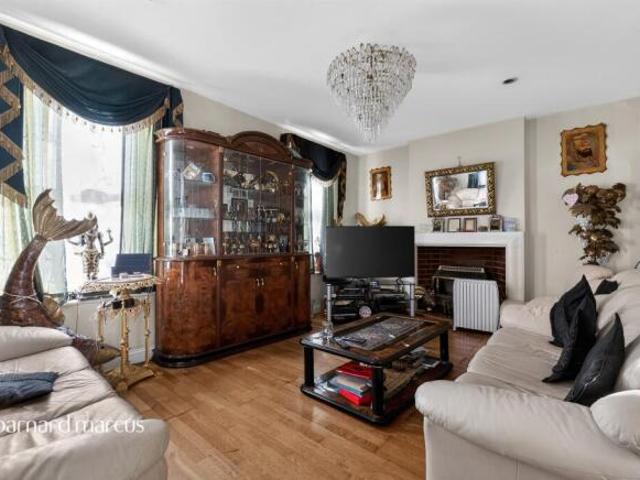 7 bedroom detached house for sale in Great West Road, Hounslow, TW5