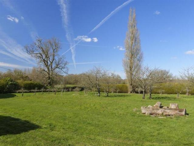 7 bedroom detached house for sale in Foxenden Manor, Seed Road, Newnham, ME9