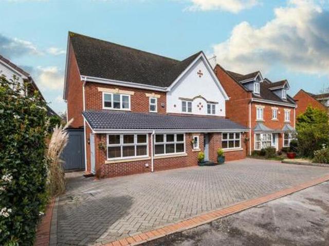 7 Bedroom Detached House For Sale In Heathcote