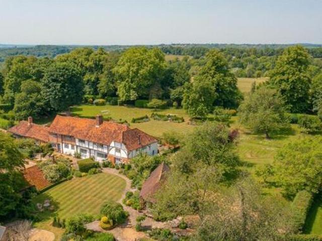 7 Bedroom Detached House For Sale In High Wycombe, Buckinghamshire