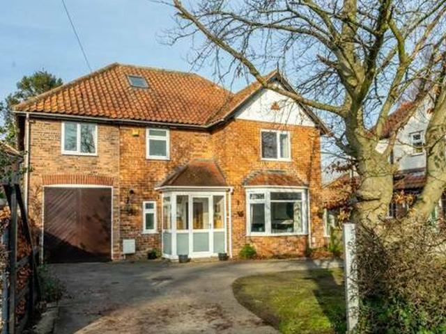 7 bedroom detached house for sale in Huntington Road Huntington York YO32