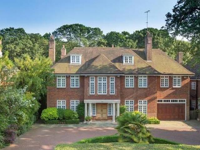 7 bedroom detached house for sale in Ingram Avenue NW11 NW11