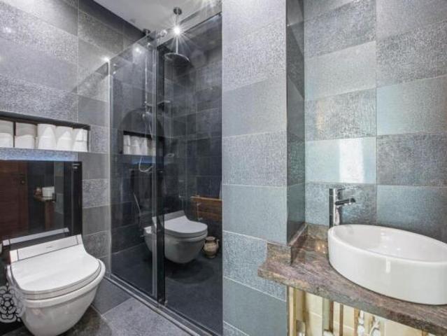 7 bedroom detached house for sale in Oakley Park, Bolton, BL1