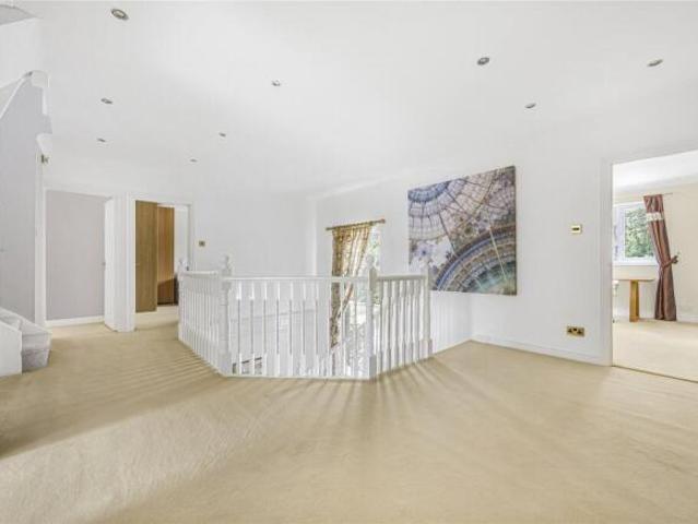 7 bedroom detached house for sale in Oakside Way, Shinfield, Reading, Berkshire, RG2