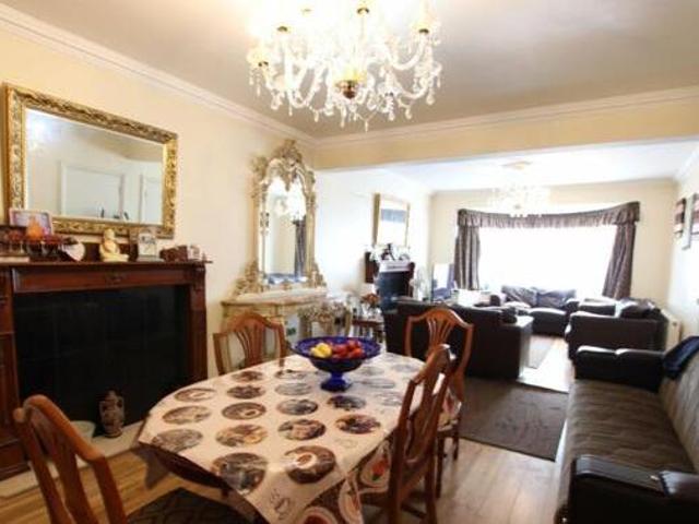 7 Bedroom Detached House For Sale In London