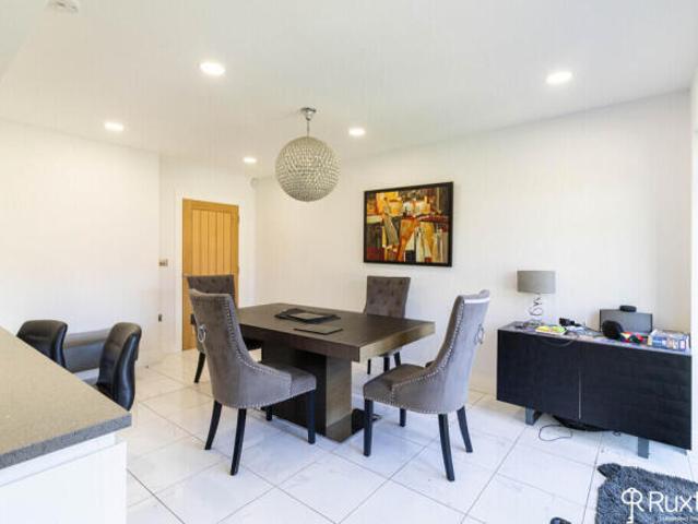 7 bedroom detached house for sale in Newcourt Gardens, Alderbrook Road, Solihull, B91