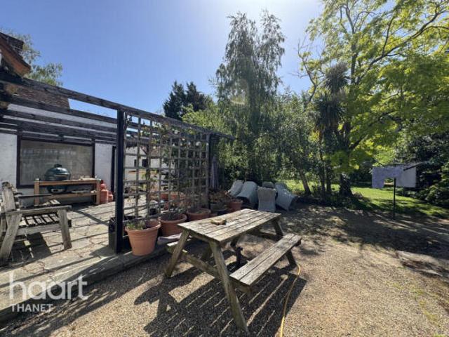 7 bedroom detached house for sale in Shalloak Road, Canterbury, CT2