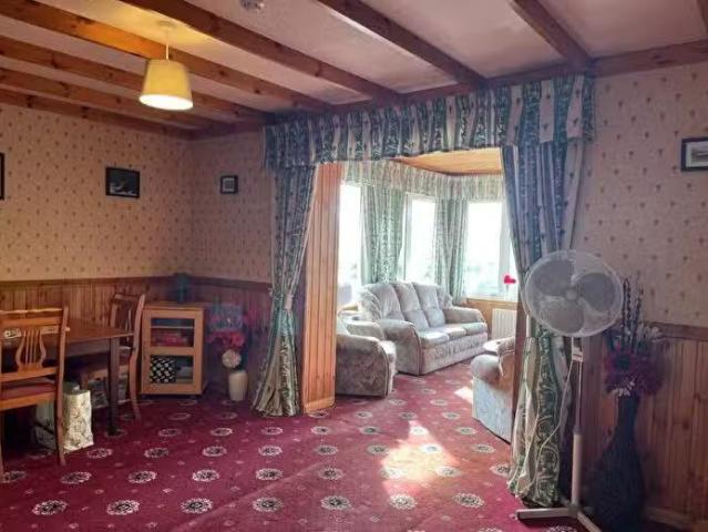 7 Bedroom Detached House For Sale In Polcraig Guest House Crua.