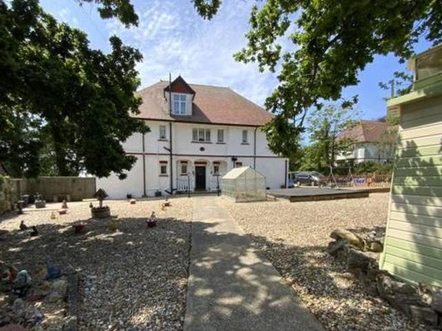 7 bedroom detached house for sale in Postern Road Newport PO30