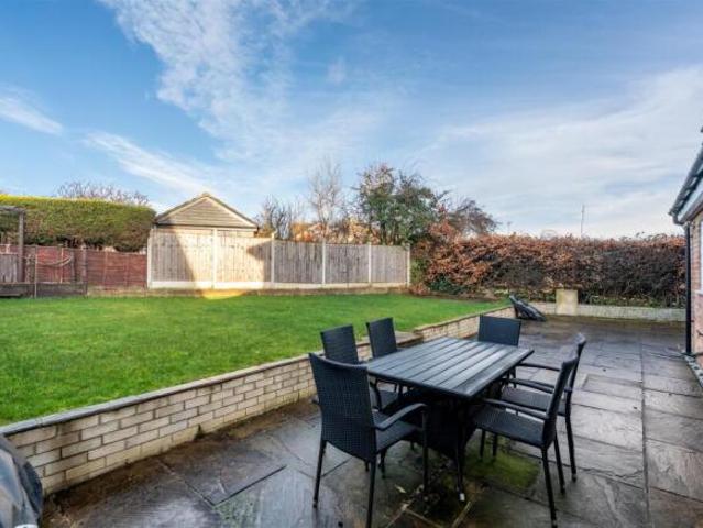 7 bedroom detached house for sale in Rockwood Road, Calverley, LS28