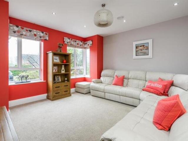 7 bedroom detached house for sale in Whitefields Road, Solihull, B91
