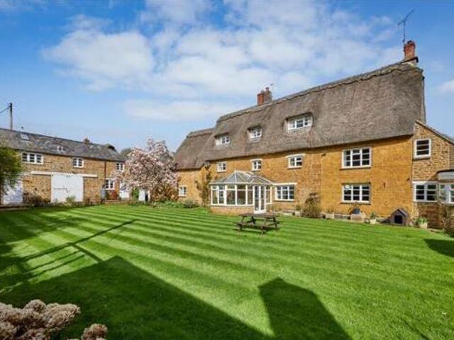 7 Bedroom Detached House For Sale In Wroxton, Banbury