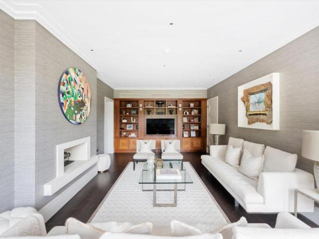 7 bedroom detached house to rent