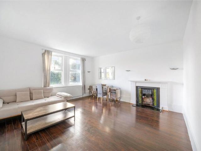 7 bedroom detached house to rent