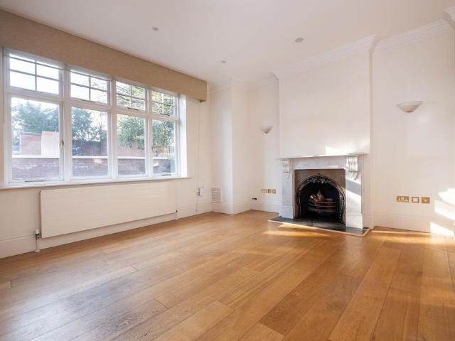 7 bedroom detached house to rent