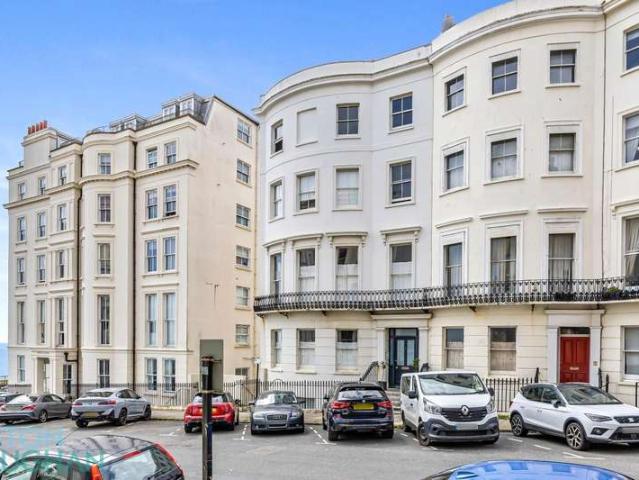 7 Bedroom End Of Terrace House