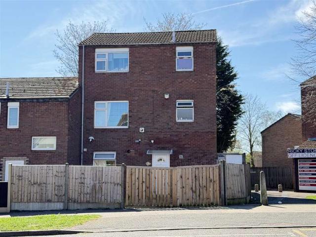7 Bedroom End Of Terrace House