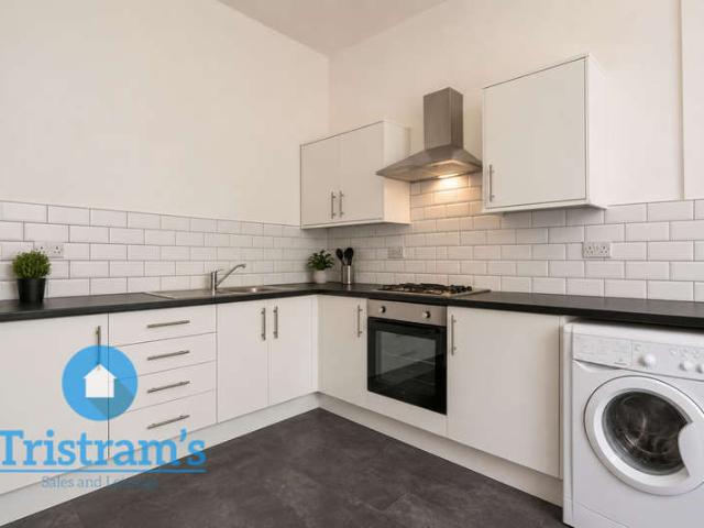 7 Bedroom End Of Terrace House